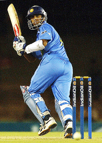 Story - India's internation season on C2K5! | Page 11 | PlanetCricket