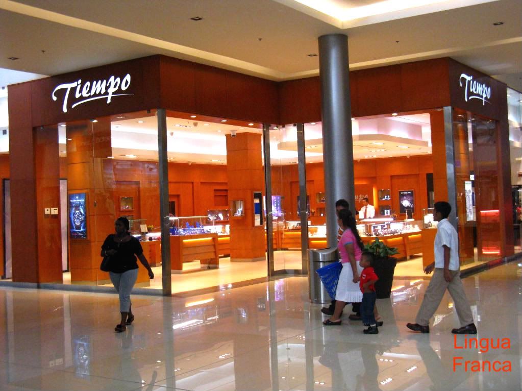 A Showcase of Chic Outlets at Metro Mall in Panama – Lingua Franca