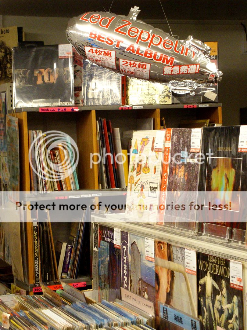 Led Zeppelin promo blimps - Led Zeppelin Master Forum - Led Zeppelin ...